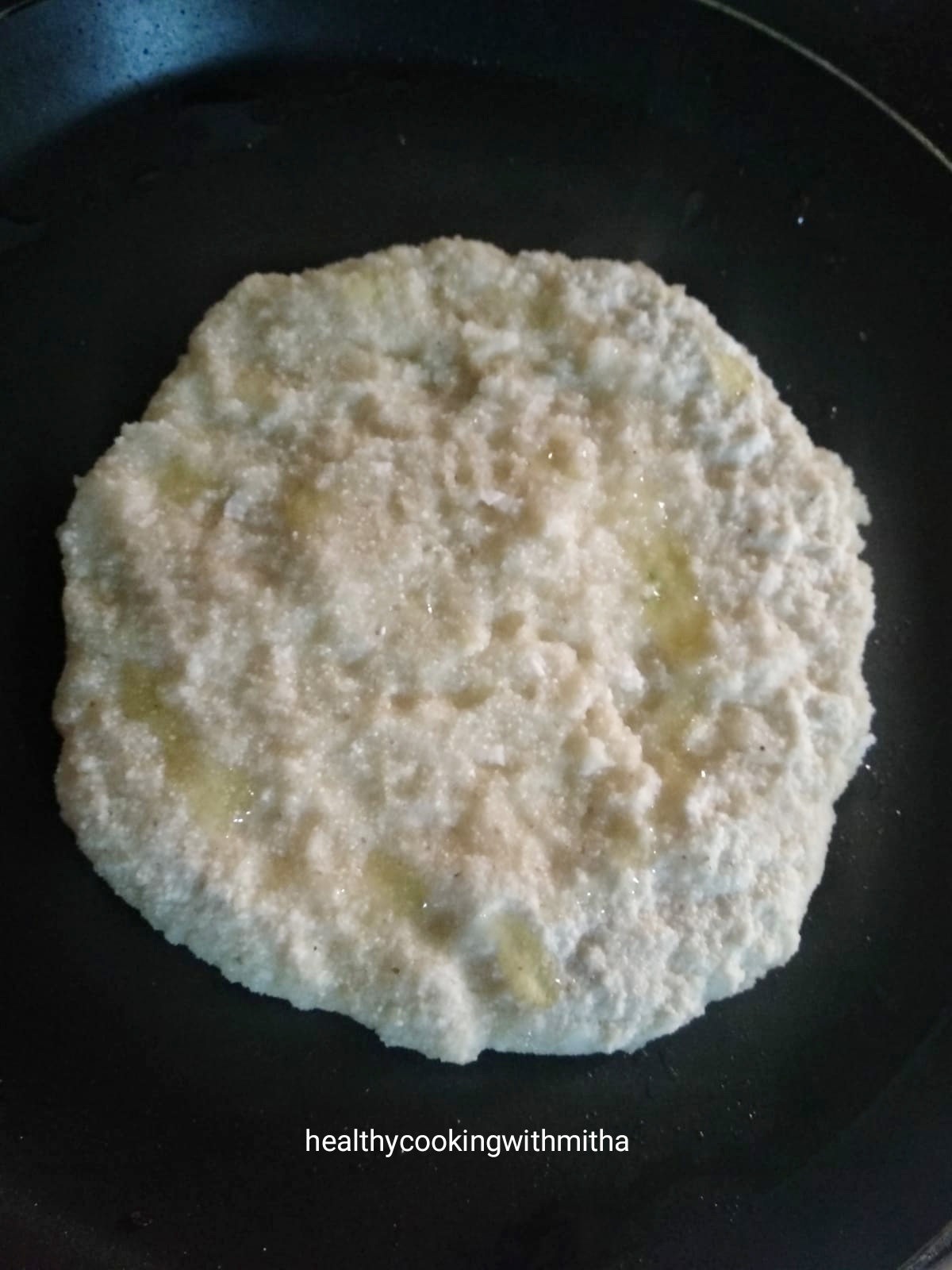 Rava Bhakri /Rullanva Doddaka/ Instant Semolina savory pancakes ...