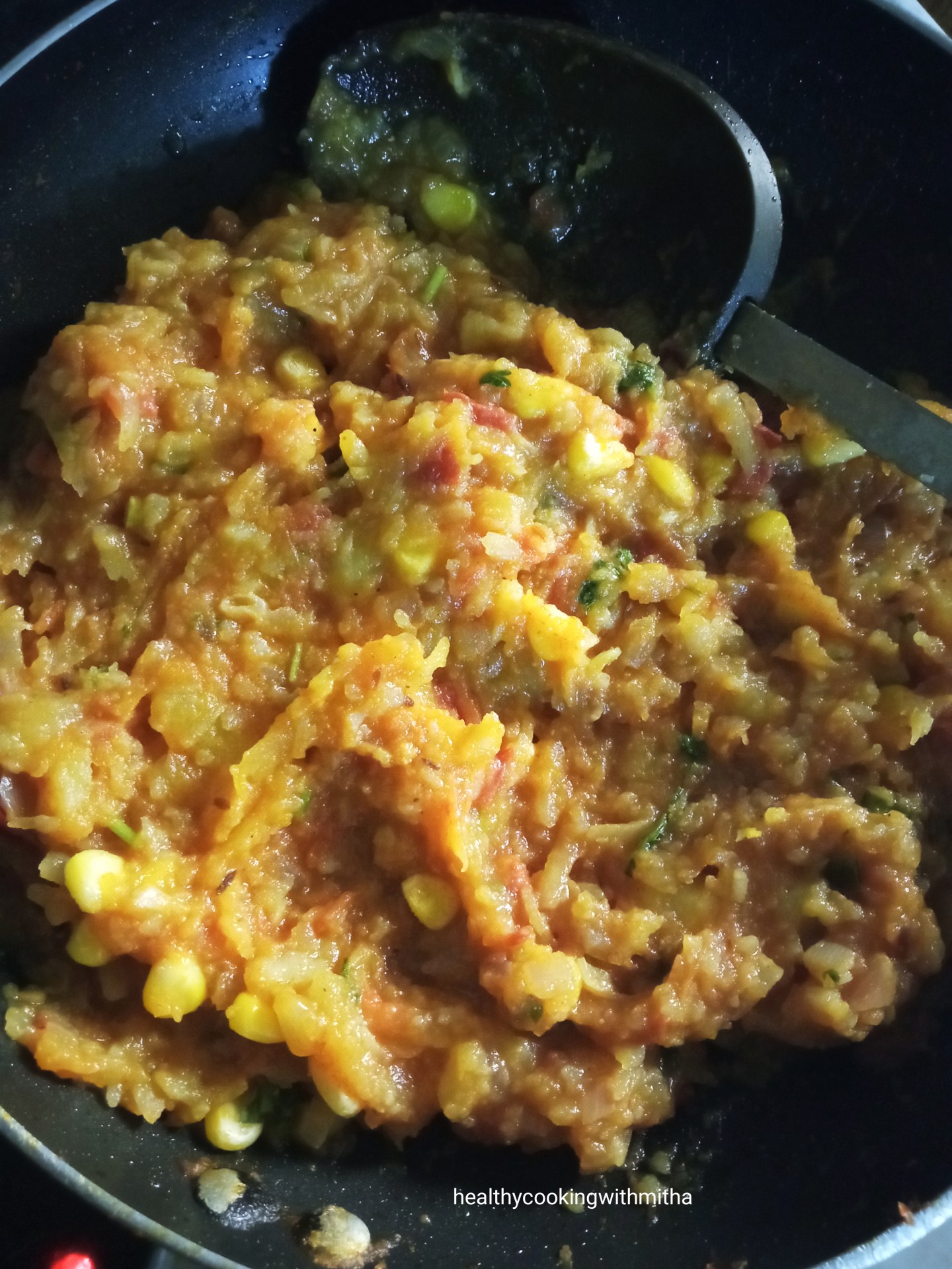 Aloo Corn Bharta with Milk Chapatis | Healthy cooking with Mitha