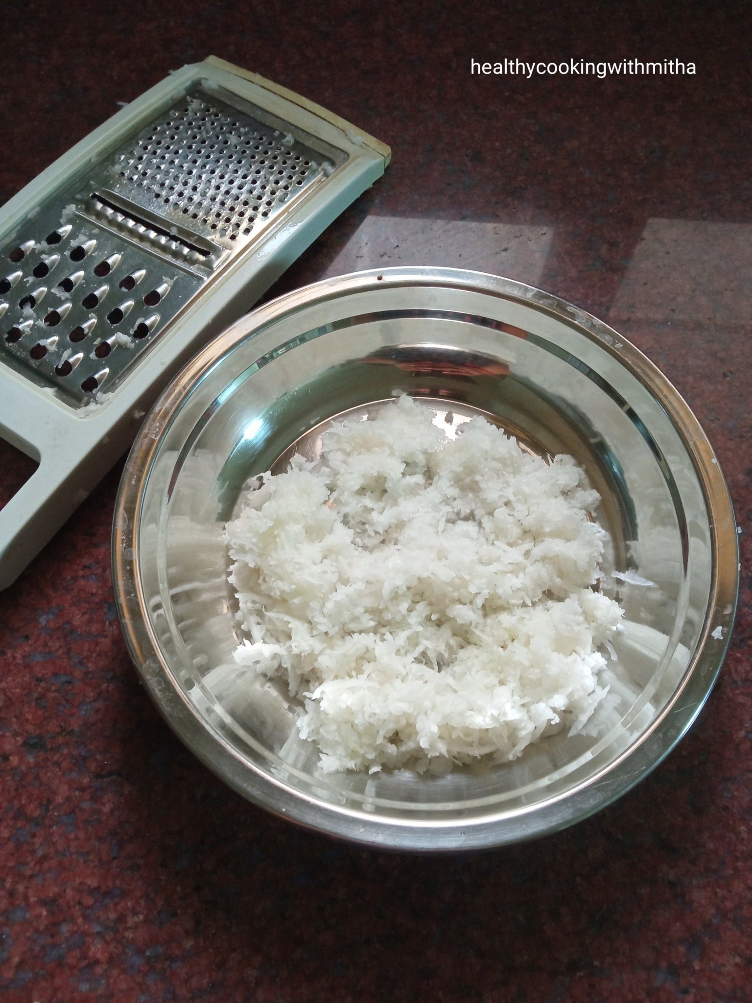 Mooli Paratha | Easy Radish Paratha | Healthy cooking with Mitha